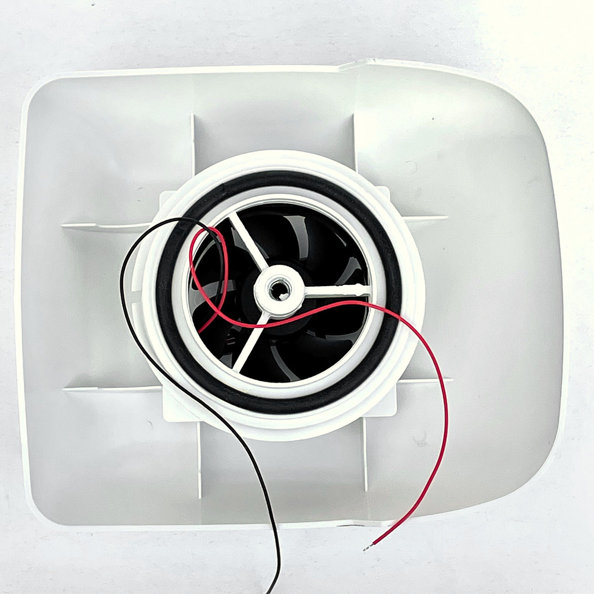 Small Low profile motorised van roof vent for commercial vehicles ...
