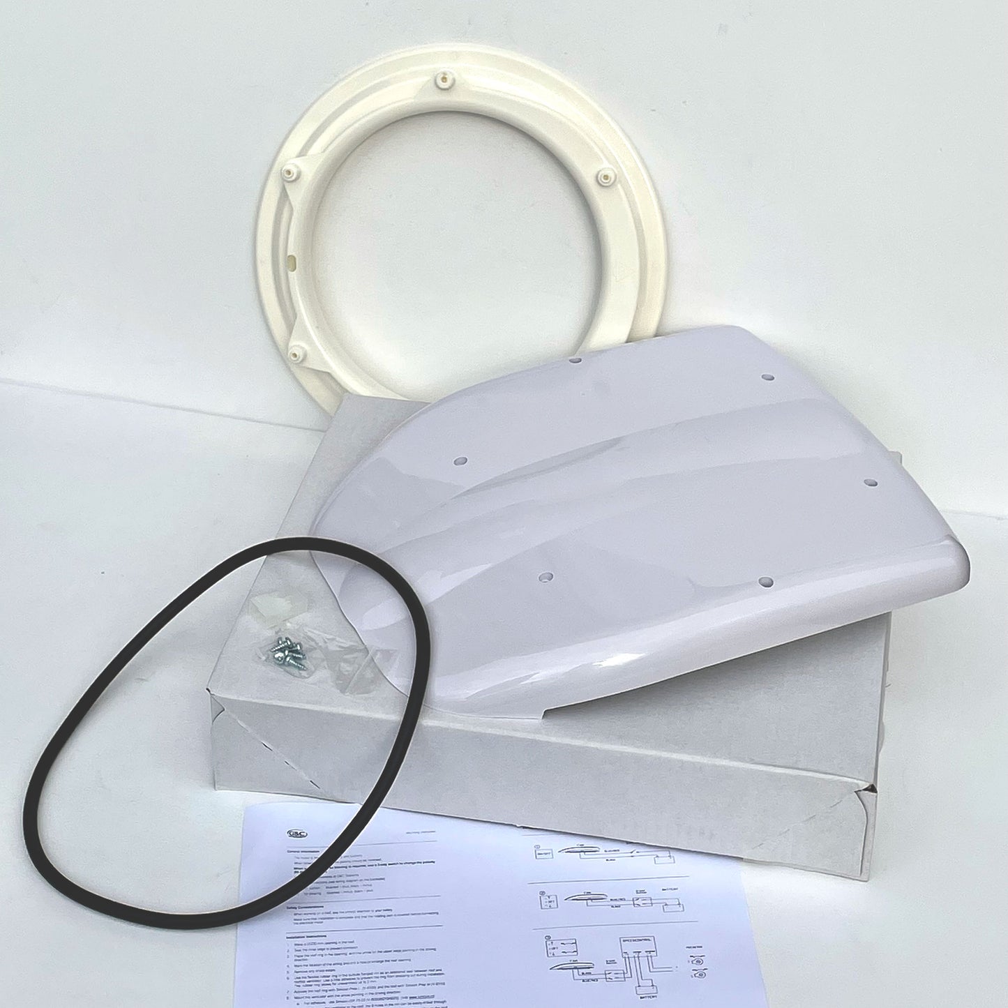 Low profile motorised van roof vent for commercial vehicles, dog vans ...